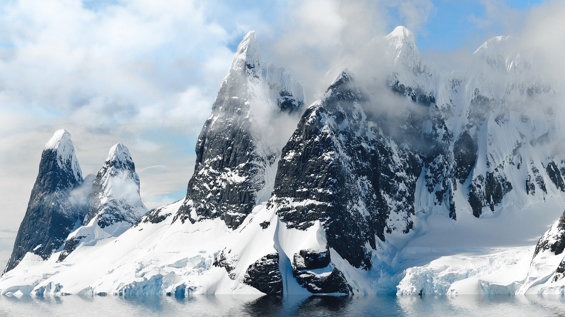 Microsoft Winter Desktop Wallpaper